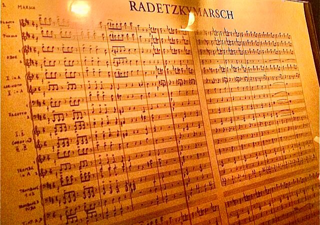 Radetzky-Marsch: Warum beim Marsch geklatscht wird | WRO